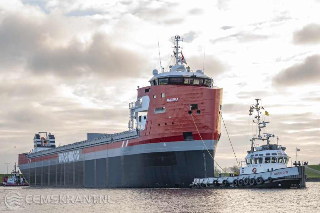Koningin Máxima doopt ‘Máxima’ en zusterschip tijdens DelfSail in ...